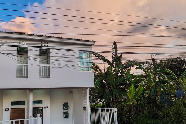 Casa La Vida/ 3br 10 Mins To Lee Garden Unlimited Wifi With Free Netflix - Hat Yai