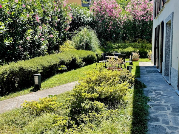 Lake View Apartment Next To The Beach. Free Parking - Bellagio