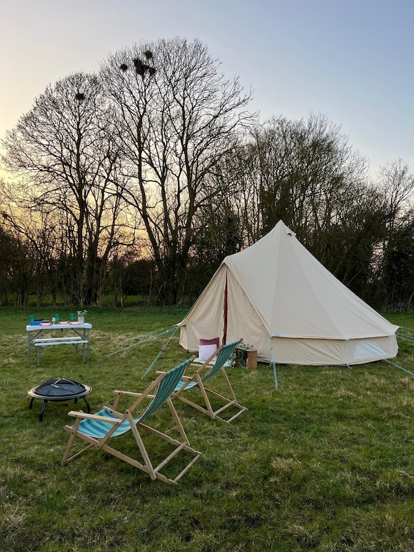 5m Bell Tents-glamping In Picturesque 6 Acre Feld Tucked Away In The Countryside - Cambridgeshire