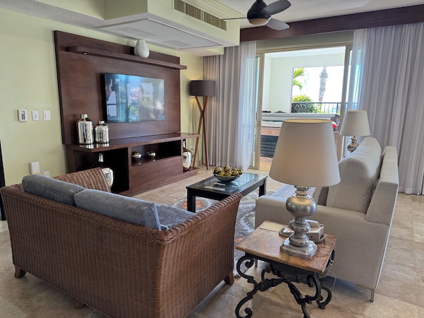 Villa Del Arco 3 Bedroom Oceanfront Penthouse Resort With Ac,wifi Cabo San Lucas - Cabo San Lucas