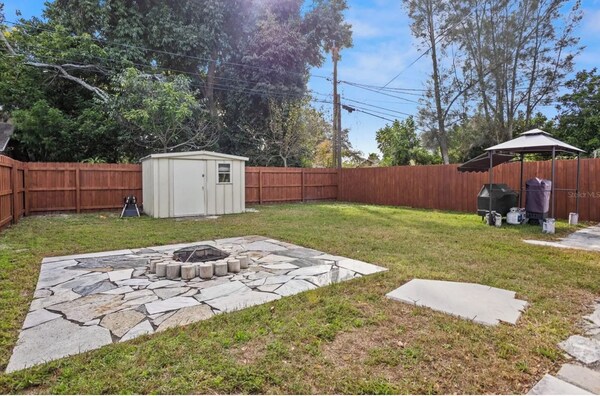 Charming 2-bedroom 1-bath Bungalow In St. Petersburg With Ac, Wifi, Pet Friendly - Florida