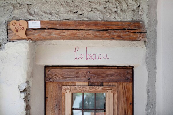 Apartment 'Lo Baou' With Shared Terrace, Shared Garden And Wi-fi - Aosta