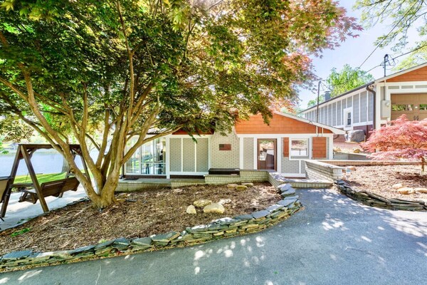 3br-quiet Cove-private Slip/boat Ramp-pet-friendly - Lake Norman, NC