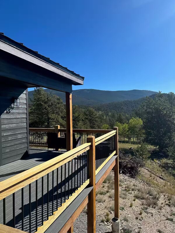 Rocky Mountain 4 Bedroom Cabin With Hot Tub, Incredible Views, And Game Room - Tarryall Reservoir, Jefferson