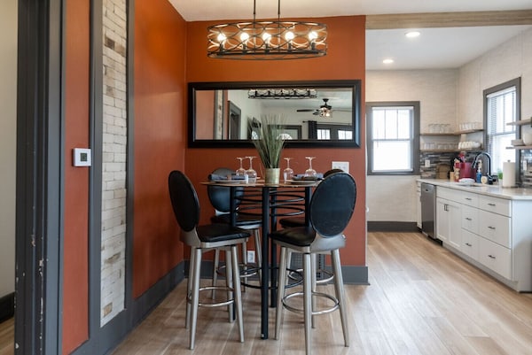 Blue Haven | 2 Bed 1 Bath | Newly Remodeled - Sioux Falls, SD