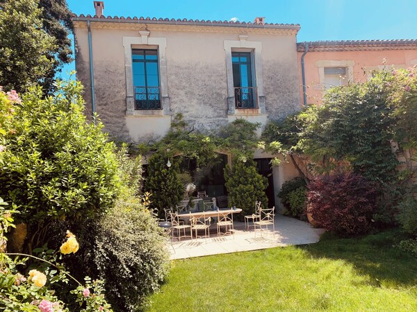Maison De Village Jardin Piscine Grand Séjour 7 Chambres Proche Sète Montpellier - Hérault