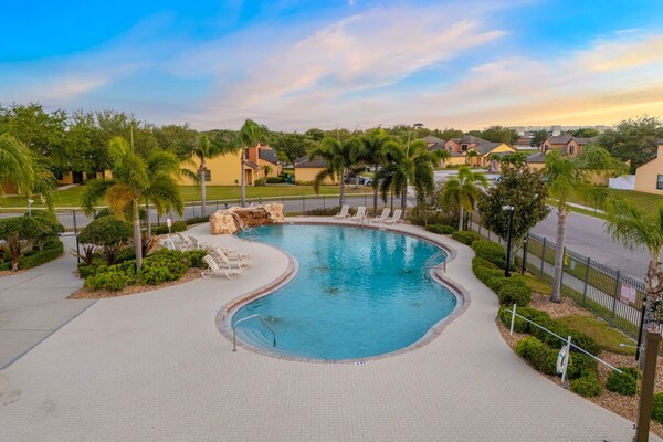 3-bed With Pool - Close To Beach - Melbourne, FL