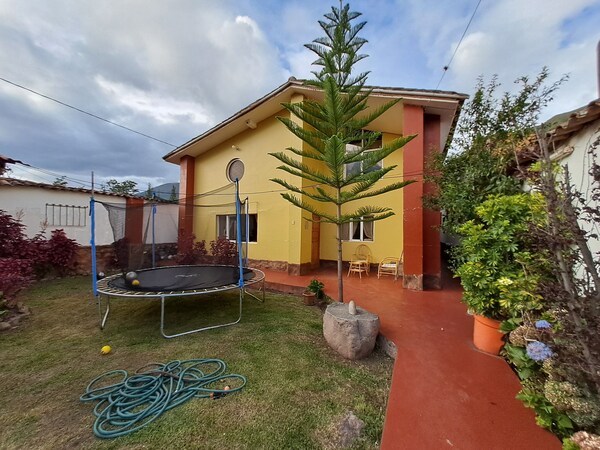 Fabulous 4-bedroom House With Wifi In Urubamba - Madre de Deus