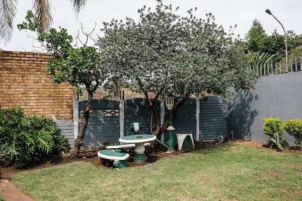 Pleasant Apartment With Wifi In Germiston - Vosloorus