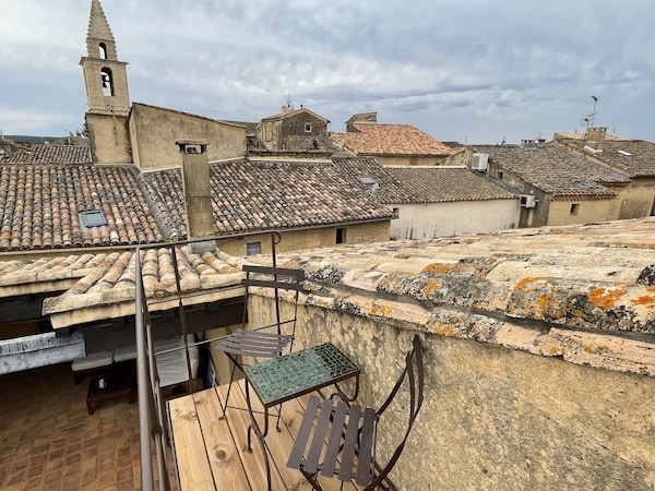 Gemütliches Ferienhaus In Bilderbuchdörfchen, 2 Km Zum Strand Am Pont Du Gard - Castillon-du-Gard