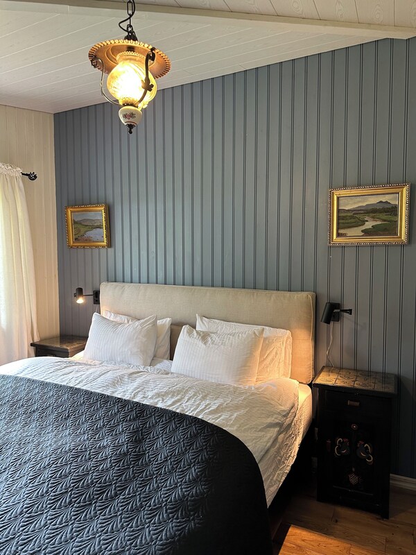 Laxfoss - Waterfall Lodge - Island