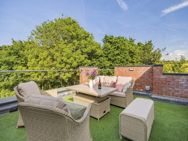 5 Bedroom Accommodation In Brancaster - Brancaster