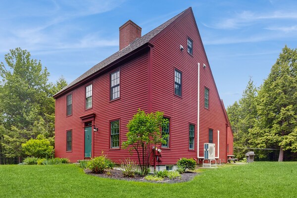 Spacious Retreat With Peaceful Seclusion, Wifi, Patio & Bbq Grill - Freeport, ME