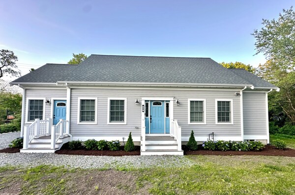 3-bedroom House In Charming Dennis Minutes To Corporation Beach. Relax & Unwind. - Dennis, MA