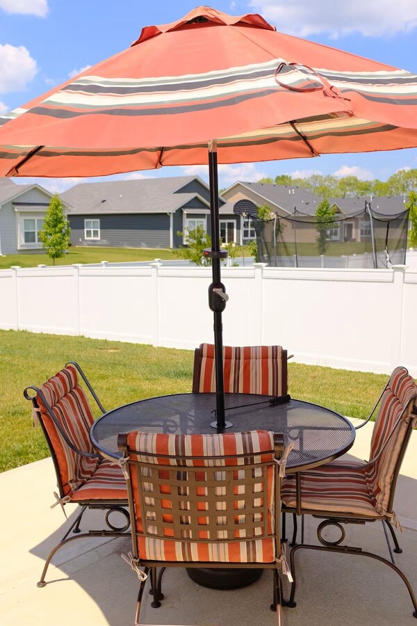 Welcome To Dark Roast Retreat! Spacious 4br W/ Wifi & Ac In Charming Noblesville - Fishers, IN