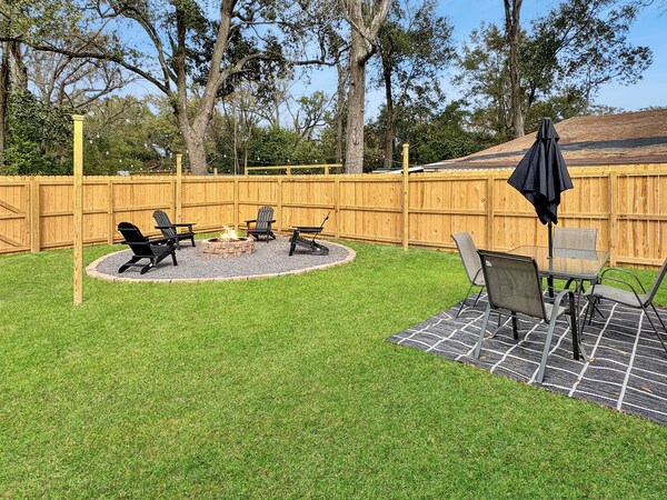 The Gulfport Muse-artistic Getaway-walk To Beach- Firepit! - 比洛克西