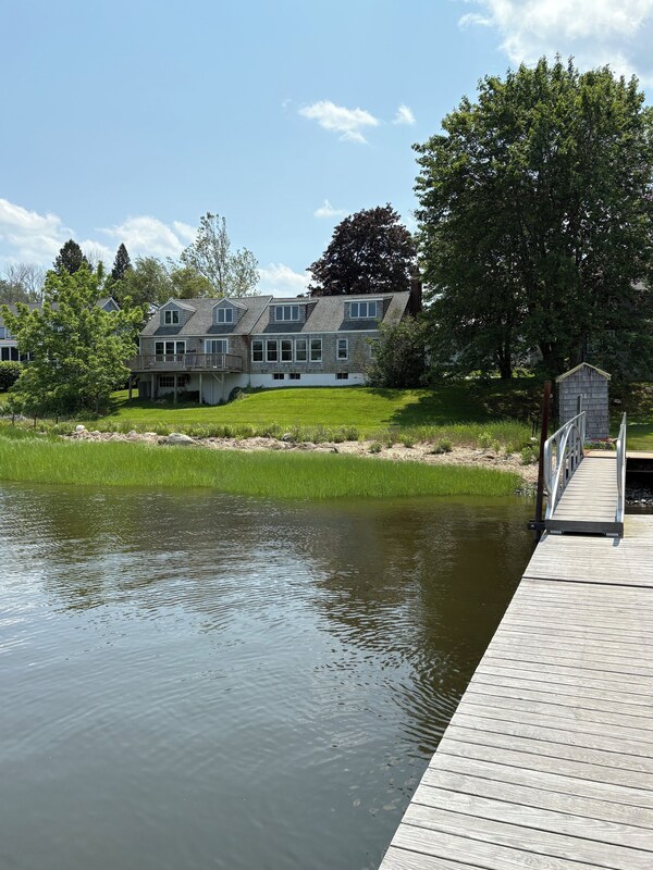 Newly Renovated, Stunning, Parker River Front Home In Newbury. - Ipswich, MA