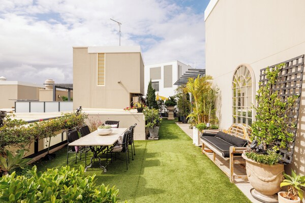 Harbourside Penthouse Luxury In The Exclusive 'Marina One' With Private Rooftop - Taronga Zoo Sydney