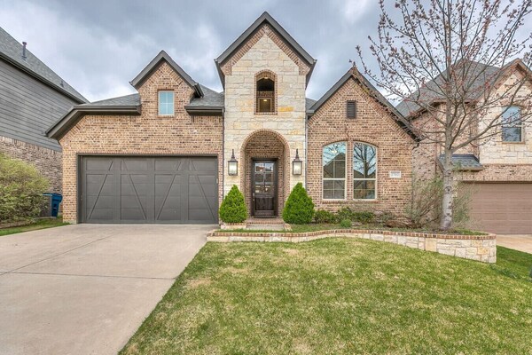 Spacious&modern -4br/2ba5mintodfw - Grapevine, TX
