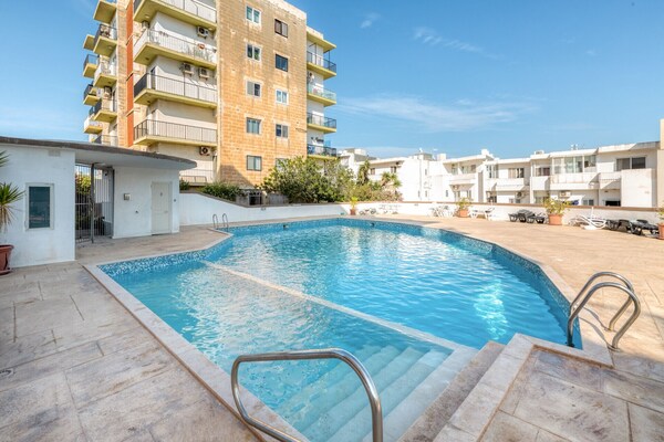 Amazing Apartment With Pool In Malta - Pembroke, Malta