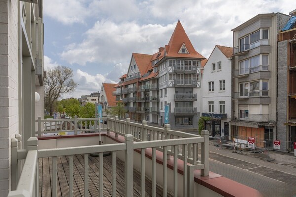 Appartement Moderne Au Cœur De Sint Idesbald - La Panne