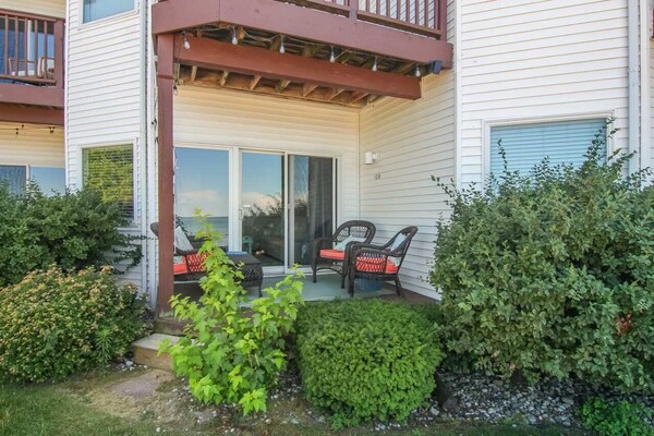 Two Beachside Condos On East Bay In Traverse City - Traverse City, MI
