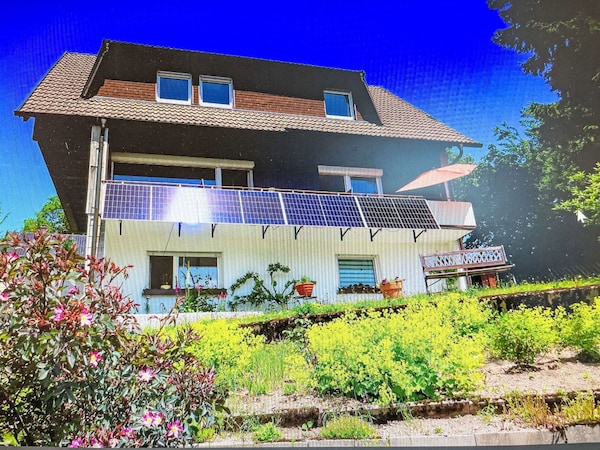 Joli Appartement Pour 2 Personnes Avec Wifi, Tv, Balcon Et Parking - Simonswald