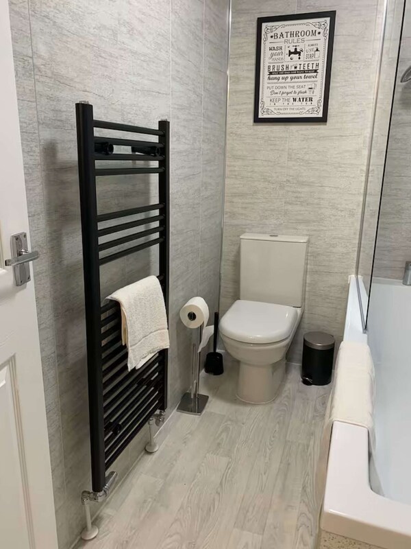 Spacious 3 Bedroom House In - Hartlepool