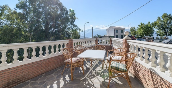 Veleta Apartment - A Magnificent Alpujarreño Design! - Lanjarón