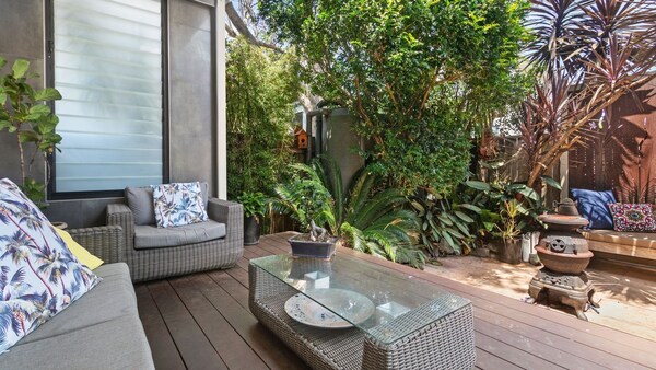 Inner Vibes - 5 Minute Walk To Beaumont Street - Merewether