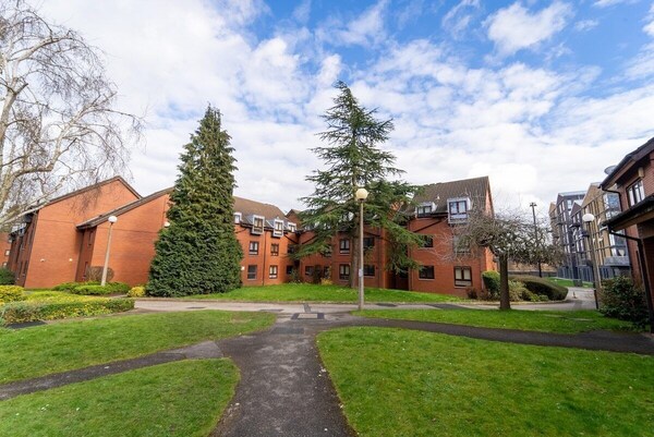 Cosy One Bedroom Apartment Birmingham City Centre - Bournville - Birmingham 