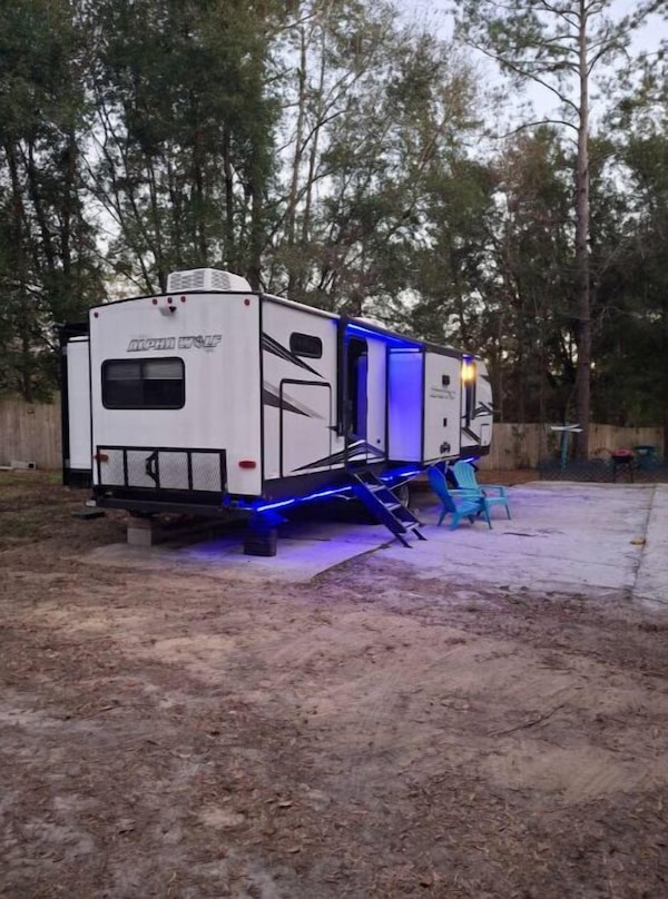 Serenitygem Glamping Rv Near Silver Spring State P - Ocala, FL