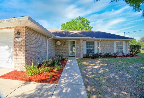 Home Away From Home - Lake City, FL