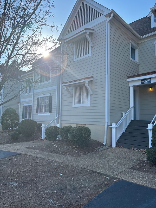 Charming 2-bedroom Condo With Wifi, Fitness Room In Wonderful Williamsburg - Yorktown, VA