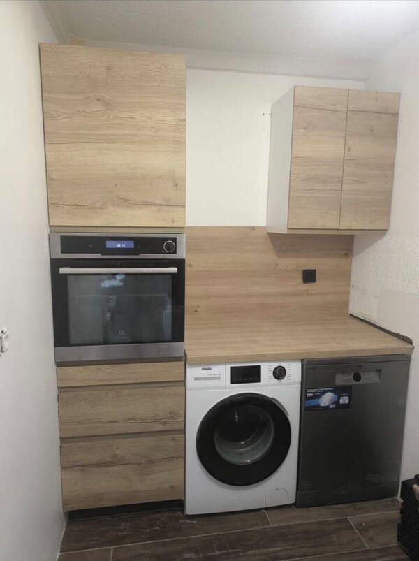 Appartement Plein Centre Au Calme De Salon De Prv - Pélissanne