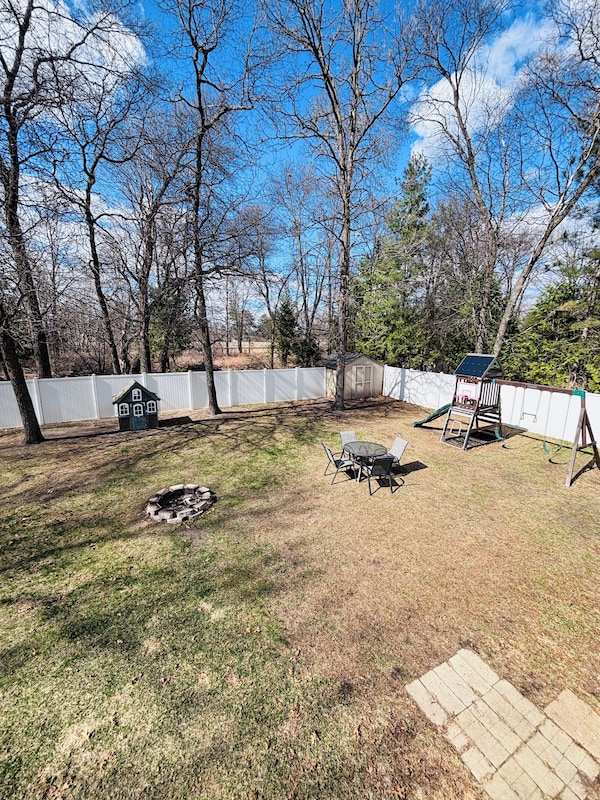 Spacious Family And Pet Friendly Cozy Cottage Near Gull Lake In Baxter - Brainerd, MN