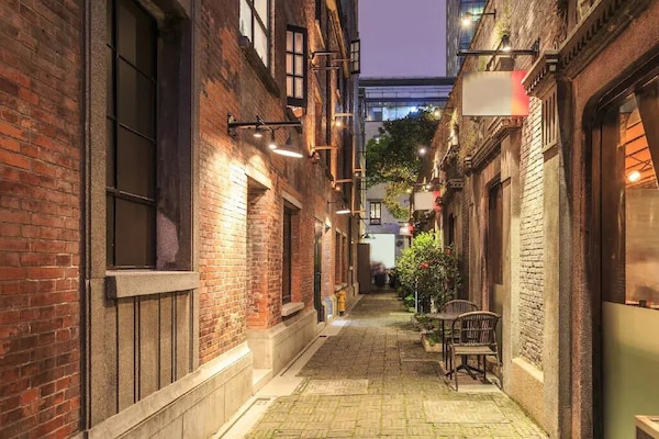 Sunny Abode鼎园d Newly Renovated Near Xintiandi - Shanghái