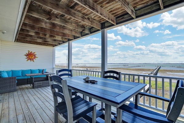 Starfish On The Channel - New Waterfront Townhome With Golf Cart! - Chincoteague, VA