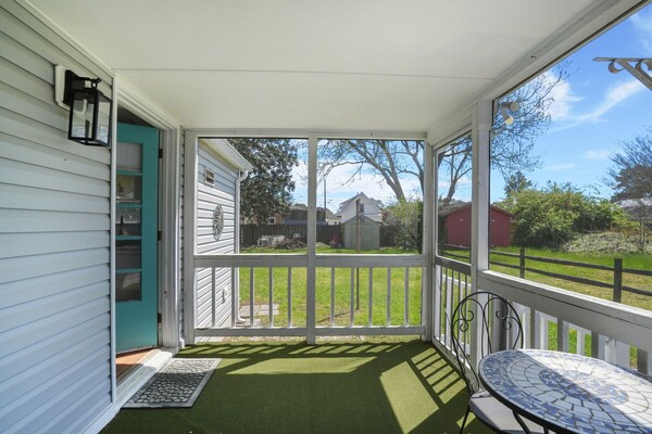 Timeout - Lovingly Renovated Cottage Close To Downtown! - Chincoteague, VA