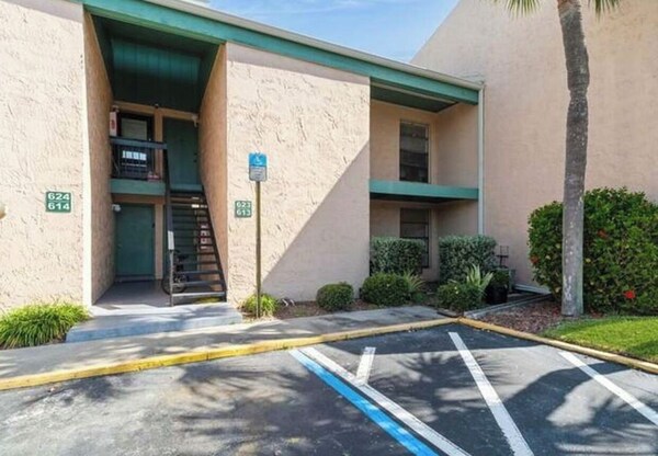 Charming 2-bedroom Condo With Wifi, Ac In Fantastic Melbourne Close To \Nbeach - Melbourne, FL