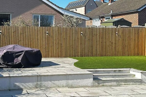 3 Bed-sleeps 5-garden-parking-pets - Carlisle