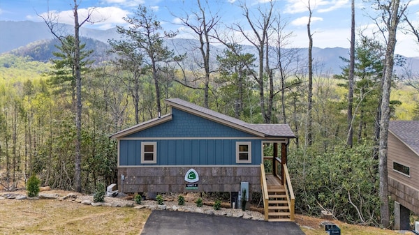 Hot Tub Micro Cabin #4 | 24 Minutes To Gatlinburg - Cosby, TN