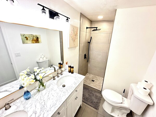 Charming 3-bedroom Guesthouse With Wifi In Sunnyvale - San Jose, CA