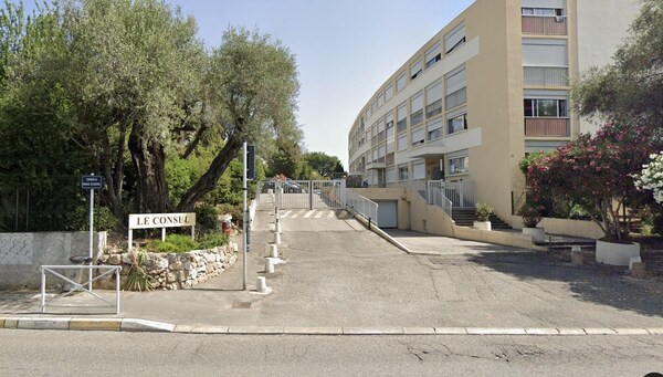 Charming, Sunny 2-room Apartment - Juan-les-Pins
