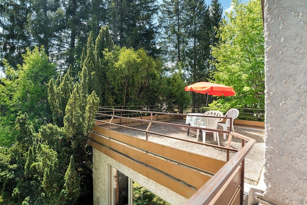 Ferienwohnung 'Nr 9' Mit Bergblick Und Balkon; Weitere Hunde Auf Anfrage - Bad Wildbad