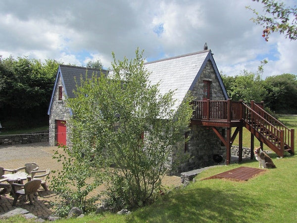 Stunning 2-bed Cottage, Mountain Views, 3 Miles From Kinvara, Wild Atlantic Way. - Galway