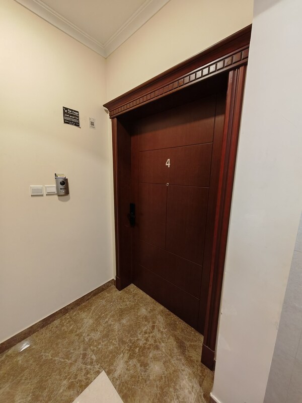 3-bedroom Apartment In Fabulous Dammam With Ac - Dammam