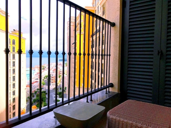 2 Bedrooms Apartment In Sunset Town Phu Quoc - Phú Quốc
