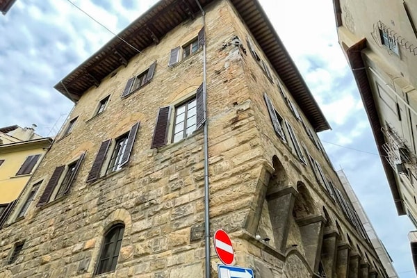 Apartment Macherone - Four Bedroom Villa, Sleeps 8 - Fiesole