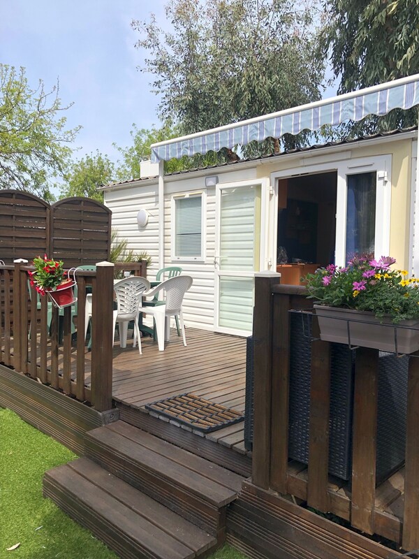 Mobil-home à 200m De La Mer - Hyères
